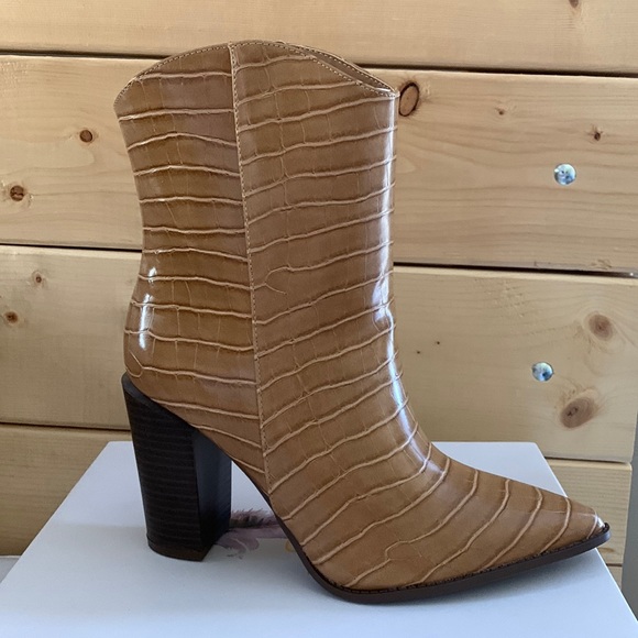 Qupid | Shoes | Qupid Nashville Croc Block Heel Boot | Poshmark